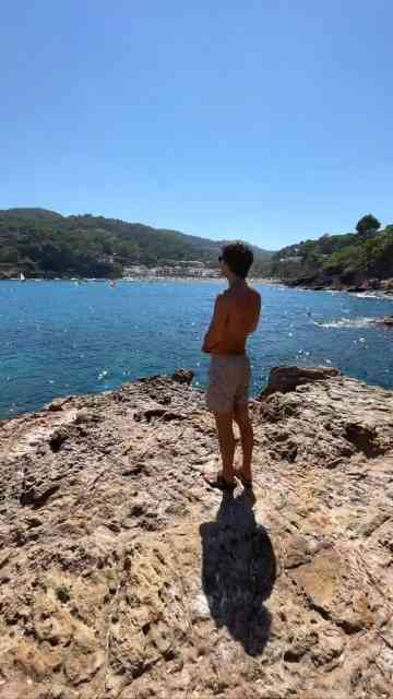 Viaja lejos, respira profundo, vive libre