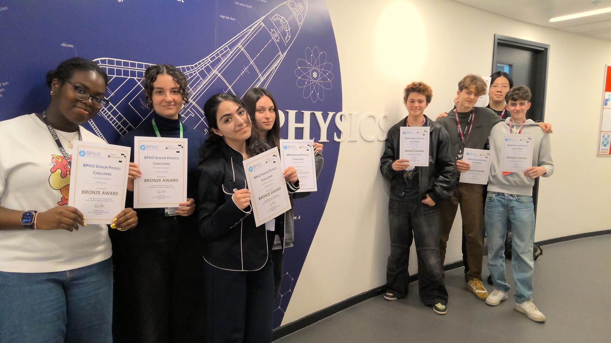 DLD students shine in national senior physics challenge