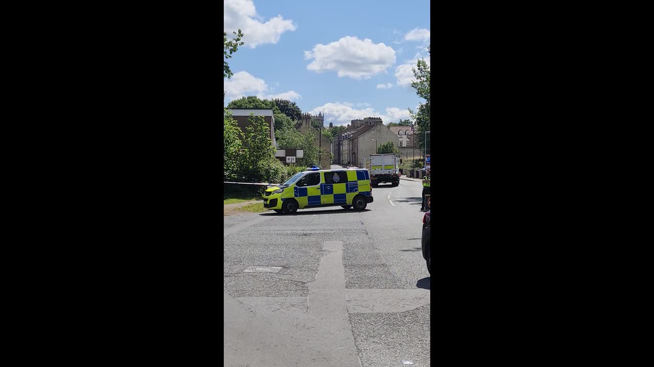 Aldi store in Ripon evacuated as bomb disposal team arrive