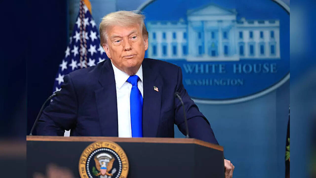 US President Donald Trump favors going back to Washington Commanders ...
