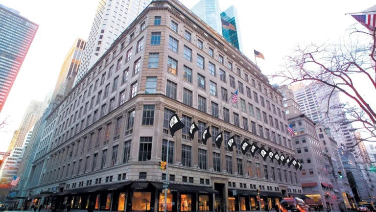 Saks global ottiene 600 milioni di liquidità mentre rilancia il business