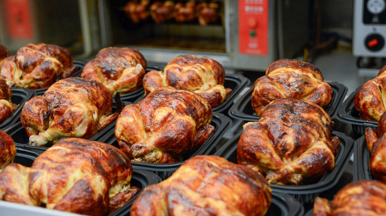 Try This Simple Tip For Carting Home Store-Bought Rotisserie Chicken ...