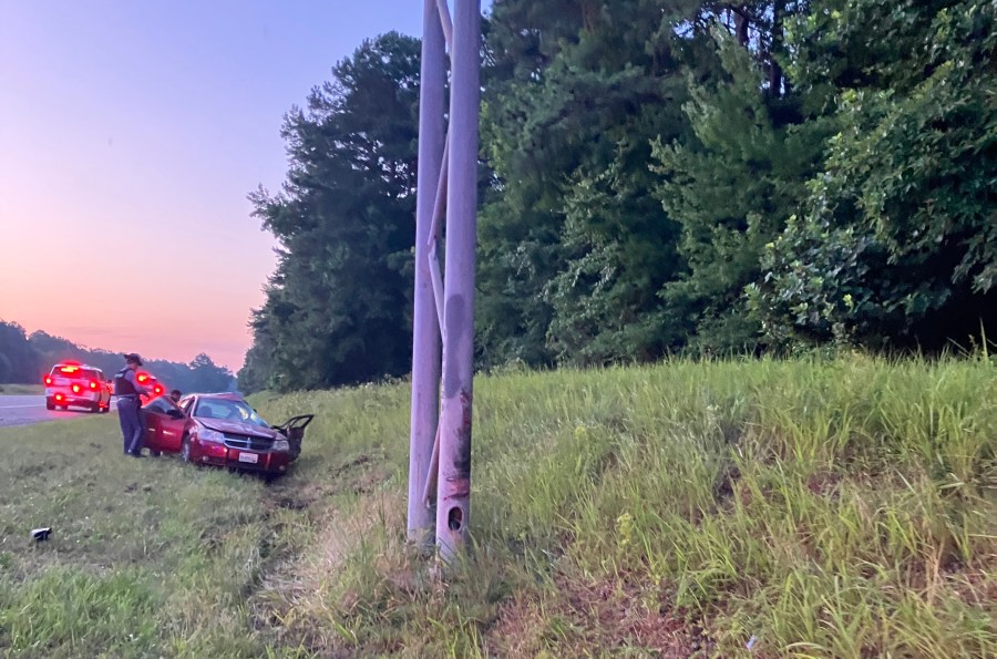 74-year-old man dies after vehicle crashes into VDOT sign on I-64 in ...