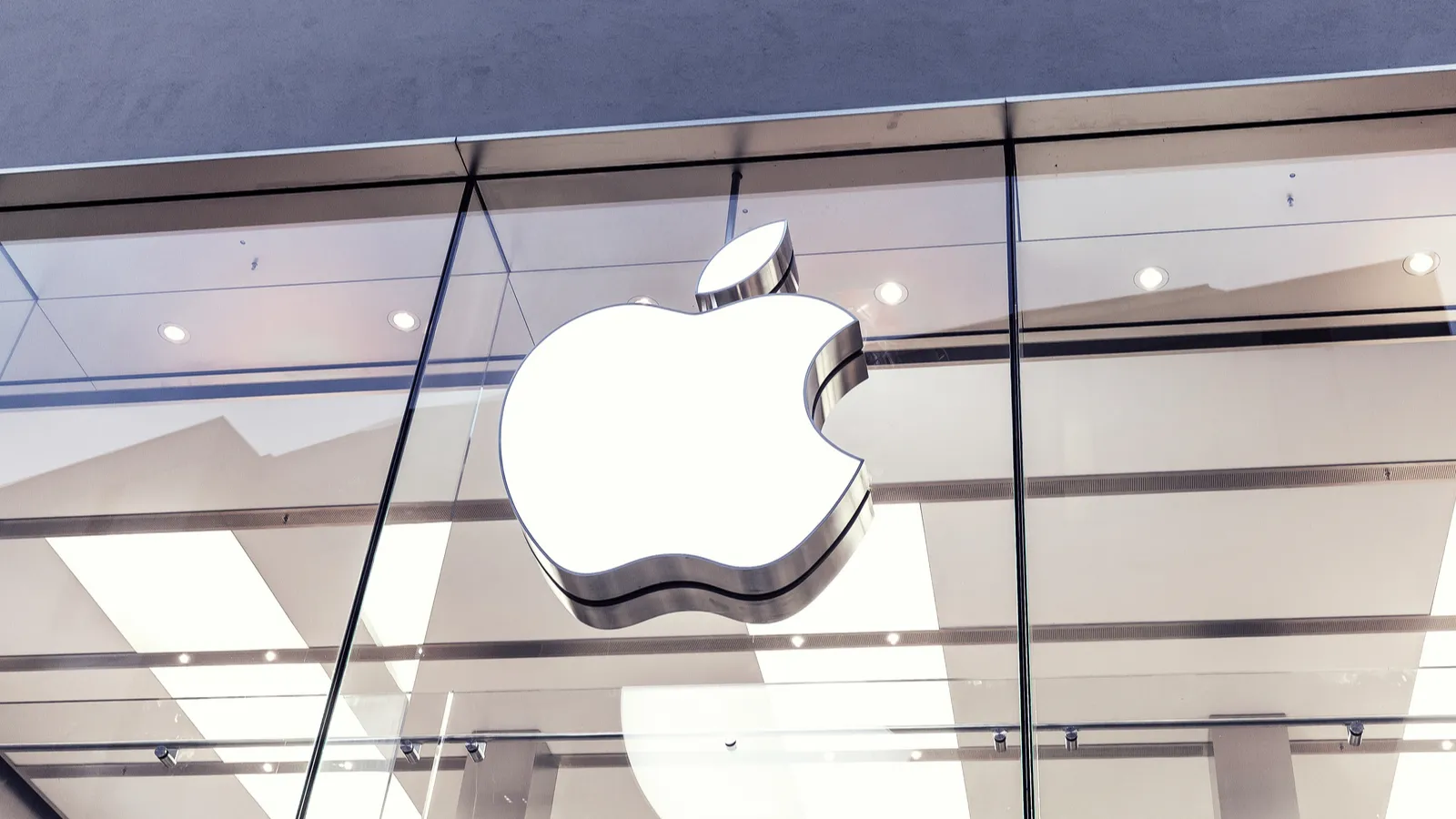 Apple warns of four spyware campaigns targeting iPhones, iPads and Macs