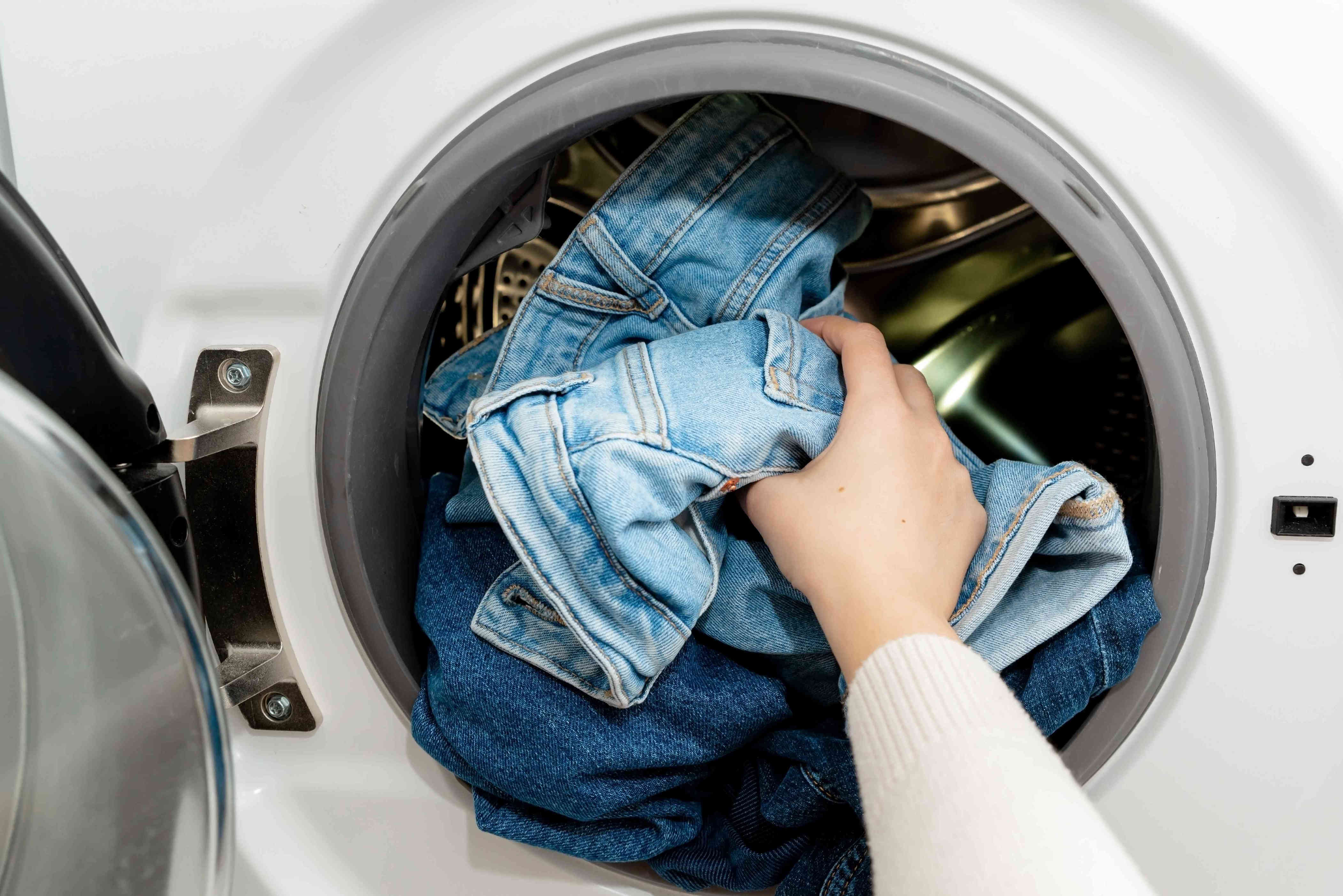 How To Remove Blue Jean Dye From Your Washing Machine So It Doesn't ...
