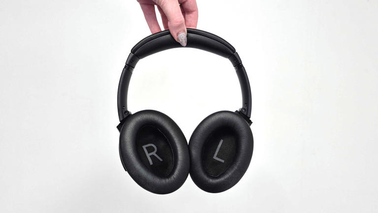 I use my Bose QuietComfort headphones every day – here’s why you should ...
