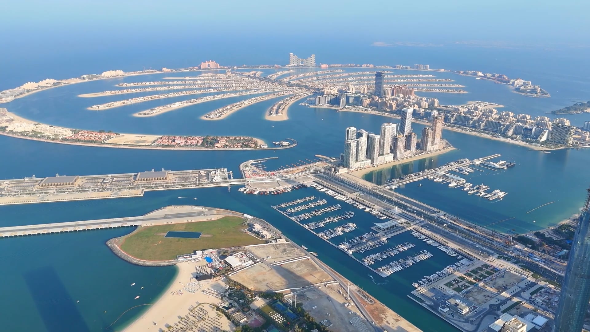 Drone Tour of Jebel Ali & Palm Jumeirah: Dubai’s Industry vs Luxury