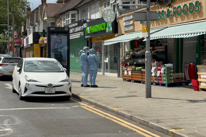 First pictures from Chingford Mount murder scene after man, 26, stabbed ...