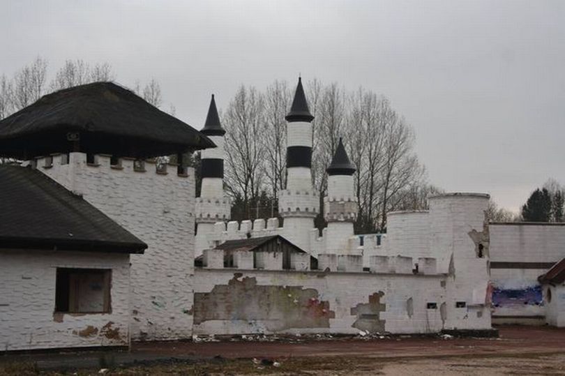 Eerie theme park an hour from Liverpool abandoned after years of laughter