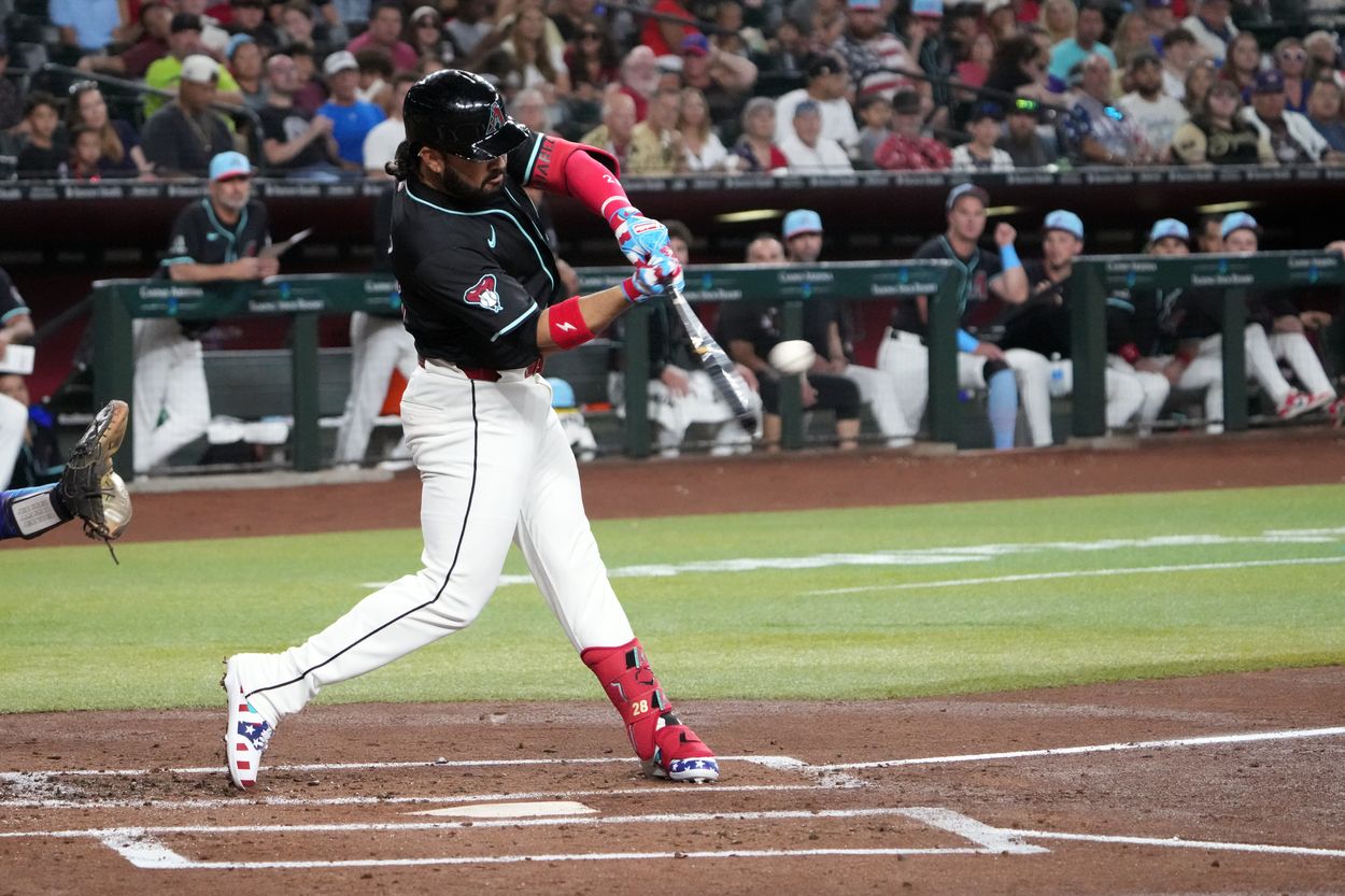 Yankees send scouts to watch top 3B trade target
