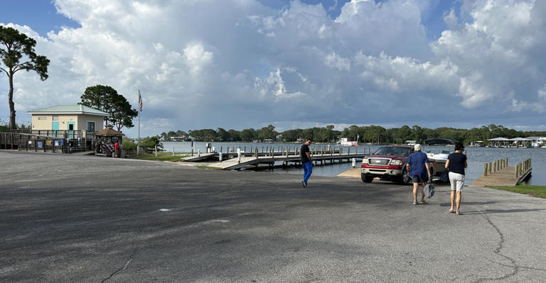 Annual parking passes now available for Destin residents