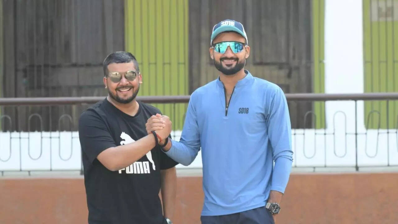 Akash Deep: A Mohammed Rafi fan who once called cricket ‘ameeron ka ...