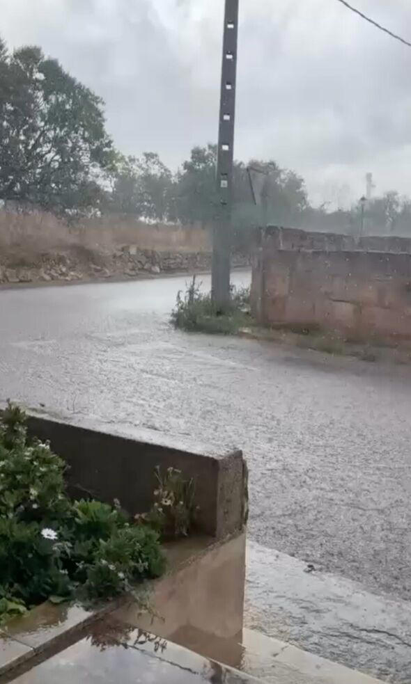Brits issued urgent Majorca weather warning as storm to unleash 4-metre ...