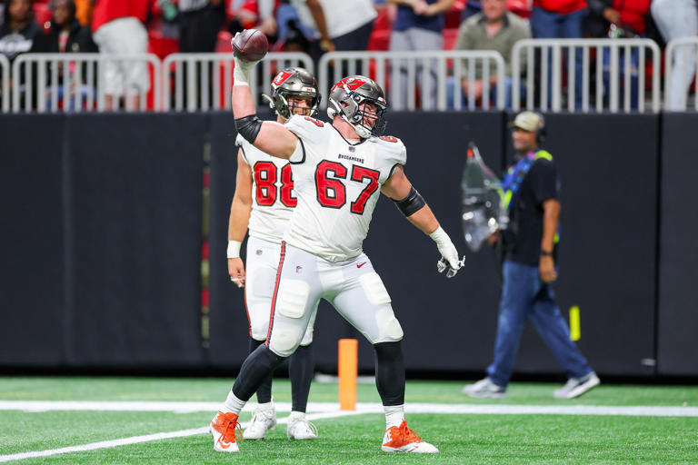 Latest contract extension in NFL is good news for Buccaneers' Luke Goedeke