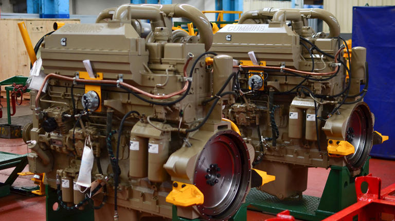 Here's The Difference Between Detroit & Cummins Diesel Engines