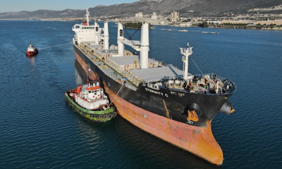 Επίθεση σε ελληνόκτητο πλοίο στην Ερυθρά Θάλασσα – «Απουσία Ελλήνων ...