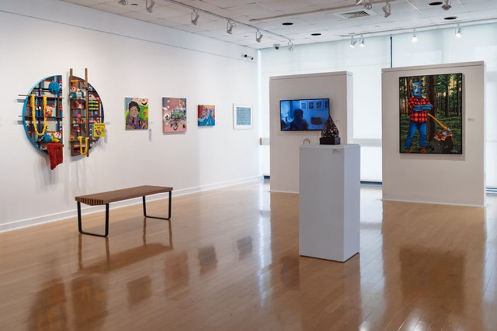 16 Small Cities With Free Art Galleries