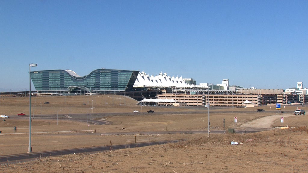 Ground stop issued at Denver International Airport due to thunderstorms