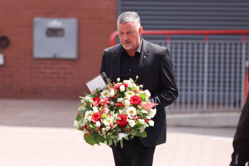Liverpool legend John Aldridge pays tribute to Diogo Jota on behalf of ...