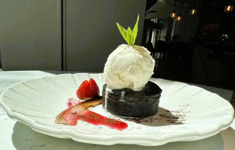 Adeline at the Memoir Club