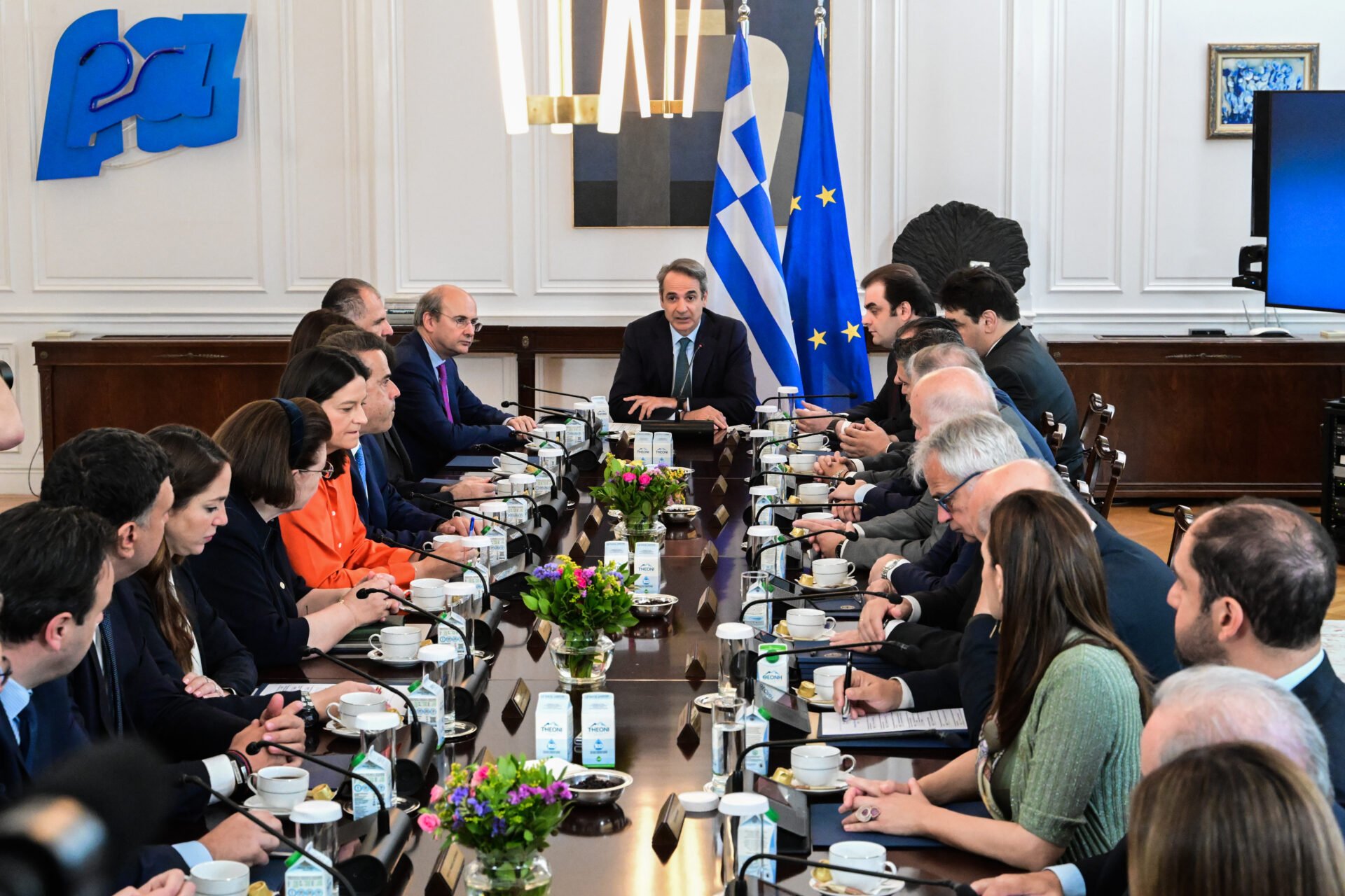 Δημοσκόπηση Opinion Poll: Εννέα στους δέκα «βλέπουν» πολιτικές ευθύνες ...