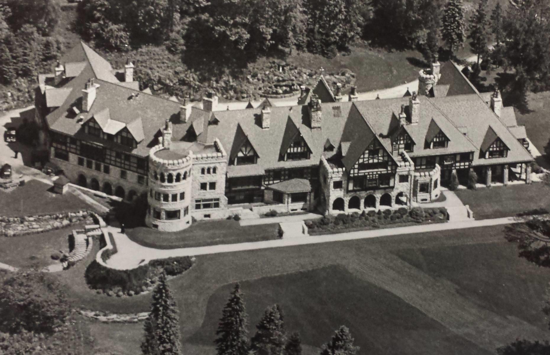 Rare photos of a 100-room Gilded Age masterpiece mansion