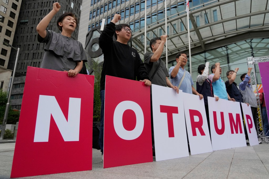 Trump blasts out letters warning of ‘reciprocal’ tariffs as he delays ...