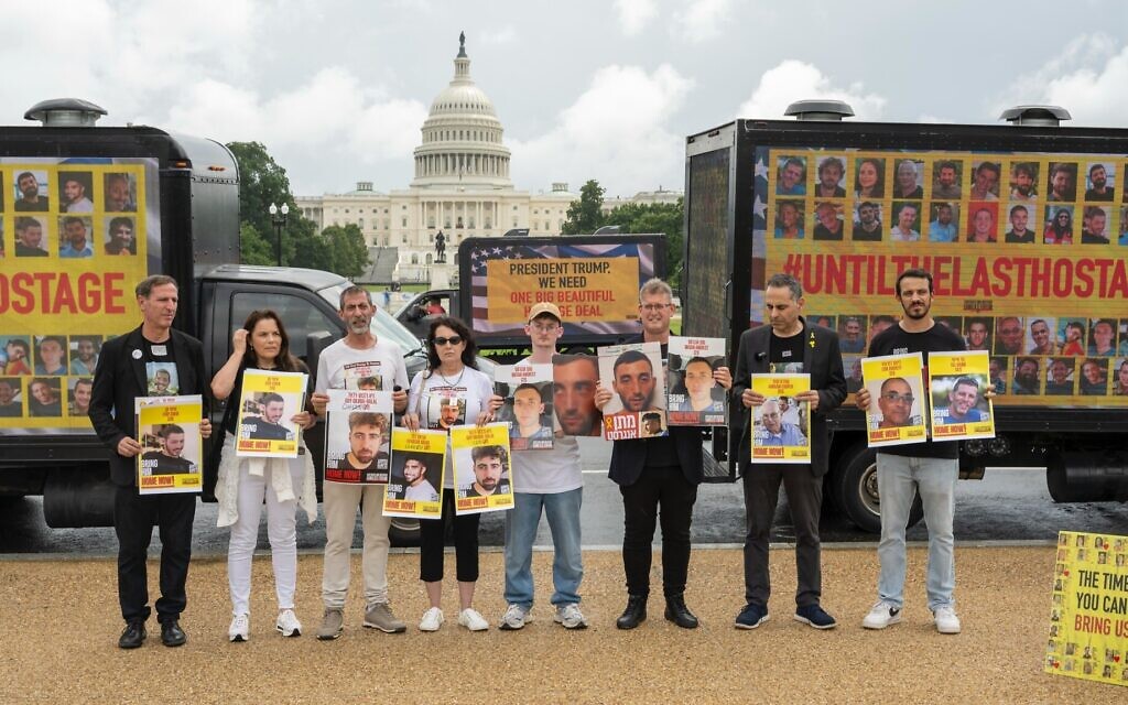 Hostage relatives rally for deal in DC