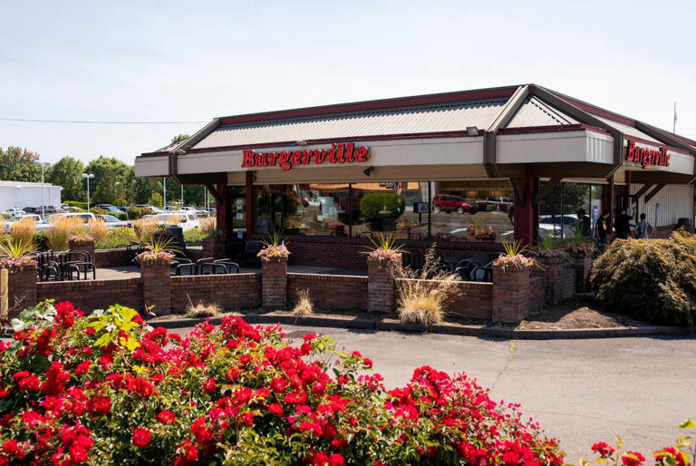 Burgerville, popular WA chain using regional ingredients, eyeing Tri-Cities