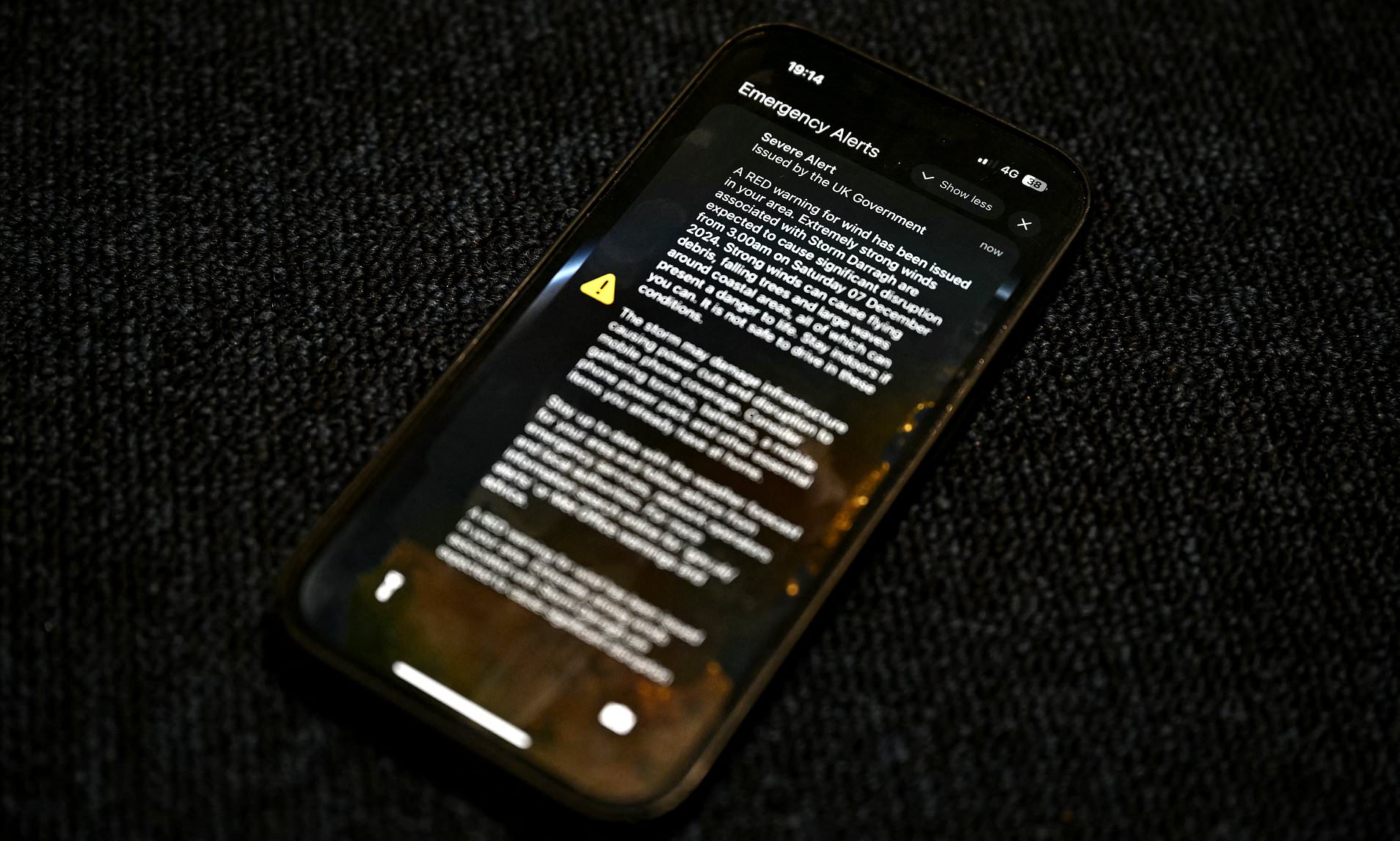 The exact date YOUR mobile will blast out alert siren as the Government ...