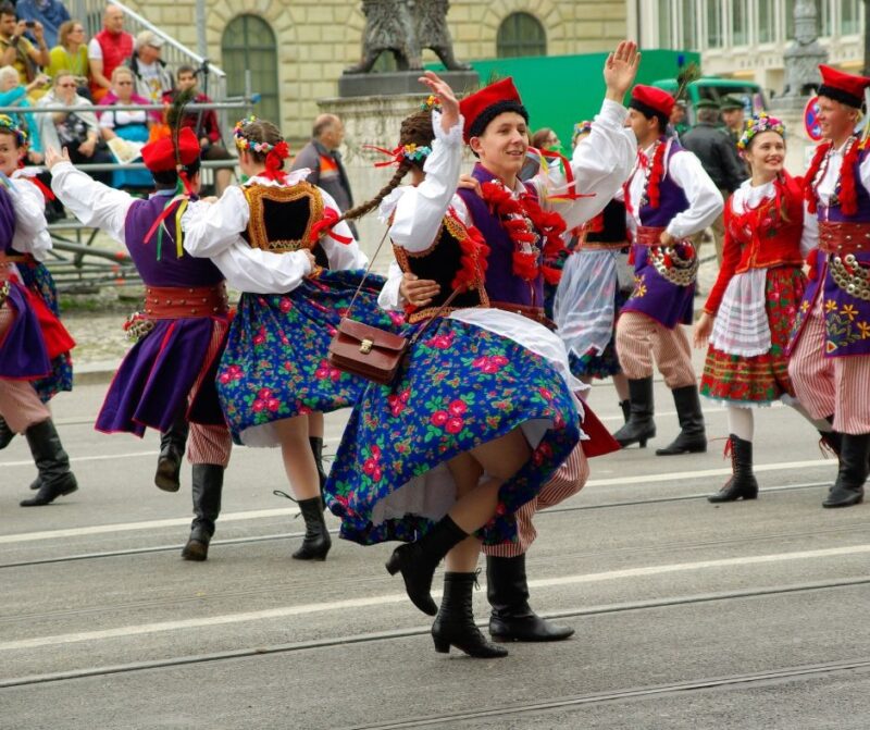 Raise Your Stein: The 8 Best Oktoberfest Celebrations in America