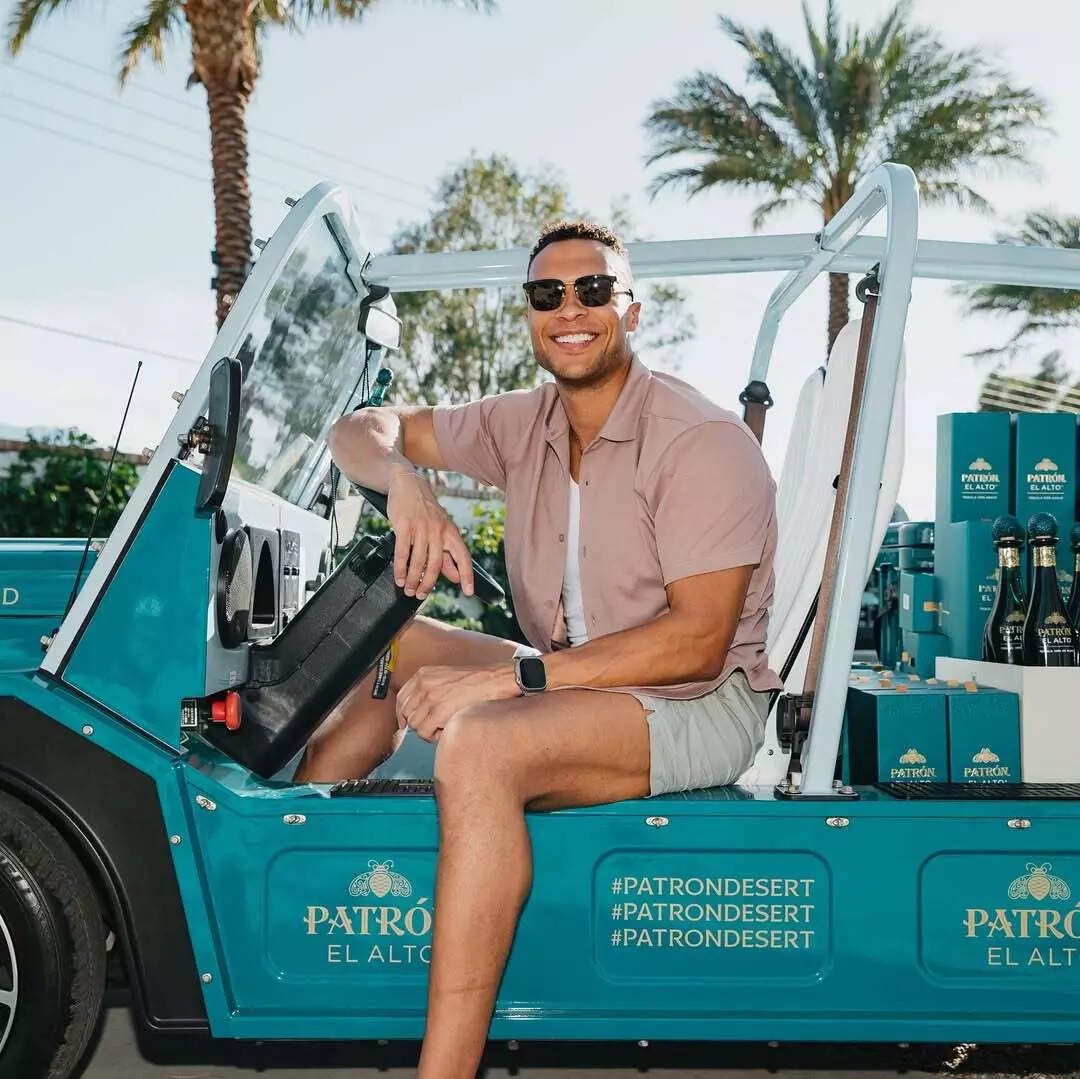 NFL star, TV host, Clare’s ex, who is Dale Moss and why is he back on ...