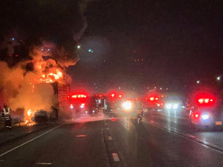 I-91 South closed in Rocky Hill due to tractor-trailer fire