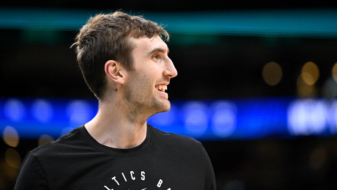 New Spurs center Luke Kornet has a hilarious reason for choosing No. 7 ...