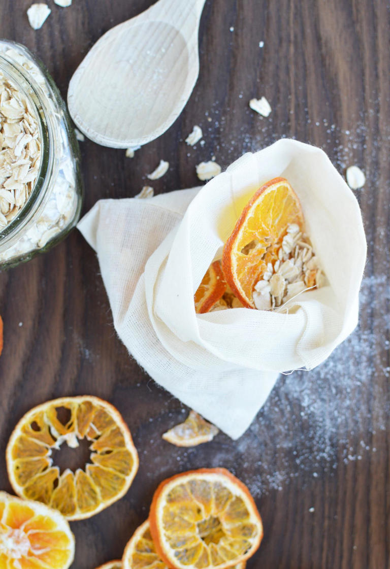 Orange Honey Oat Bath Soak Recipe: So Fragrant and Soothing