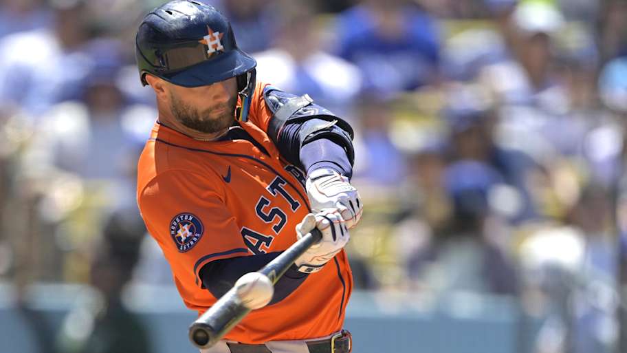 Astros Slugger Christian Walker Made Unique MLB History in Triumph Over ...