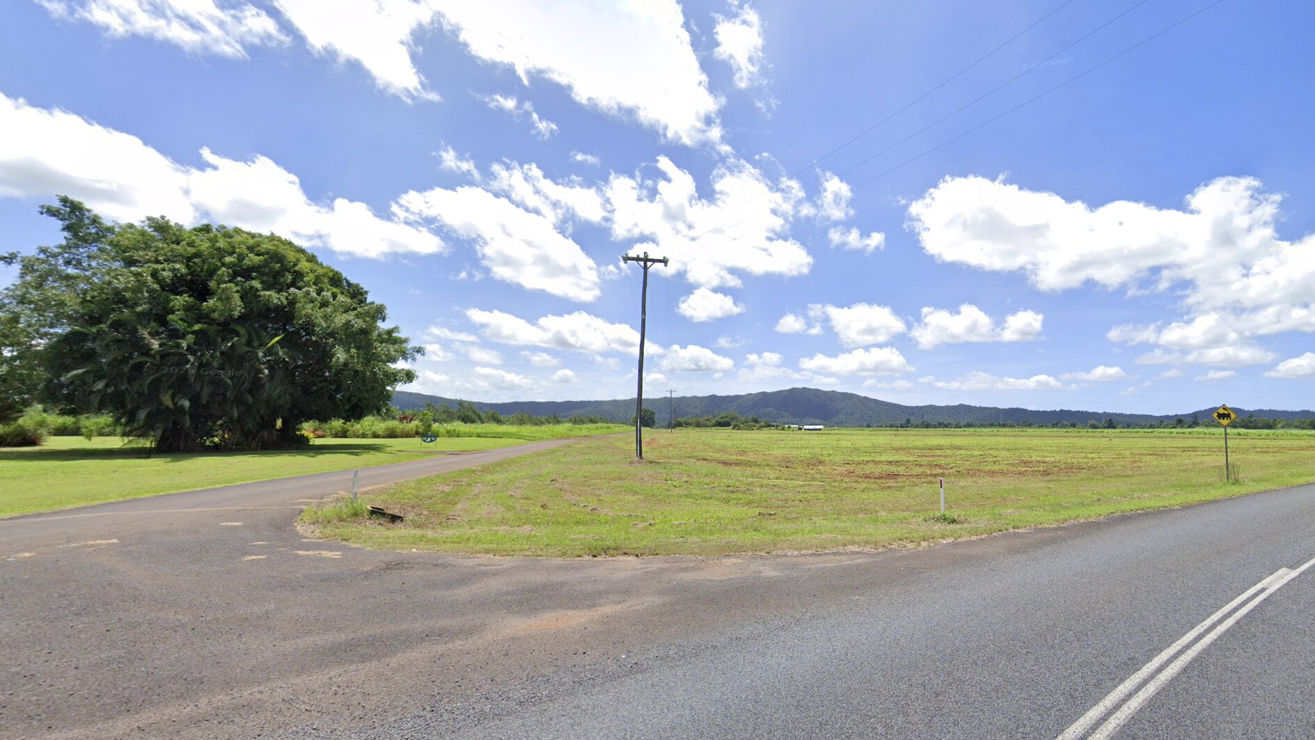Paraglider dies after fall at Mena Creek near Innisfail