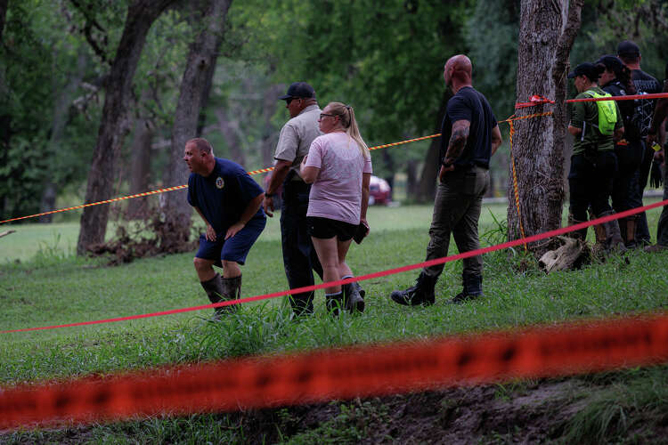 Search for flood victims could stretch 60 miles, Kerr County sheriff says