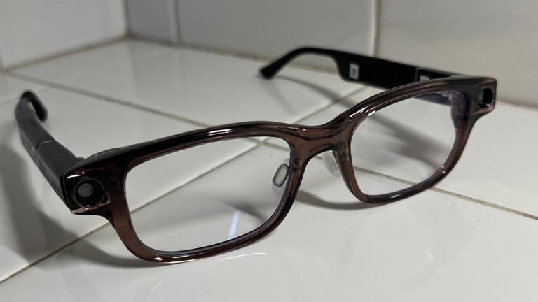 I Tried the Solos AirGo V to See How They Compare With Meta Ray-Bans