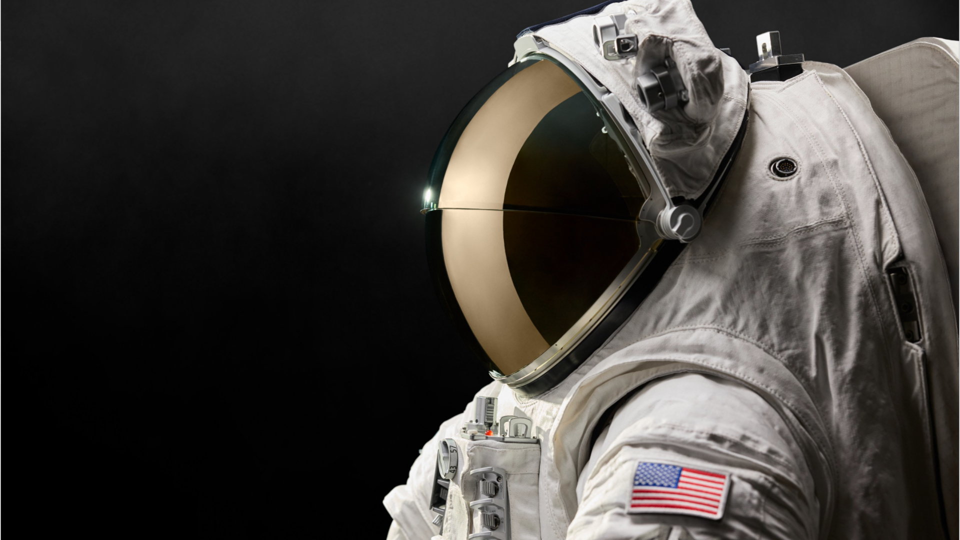 NASA Astronauts Set To Wear Oakley Visors When Returning To The Moon