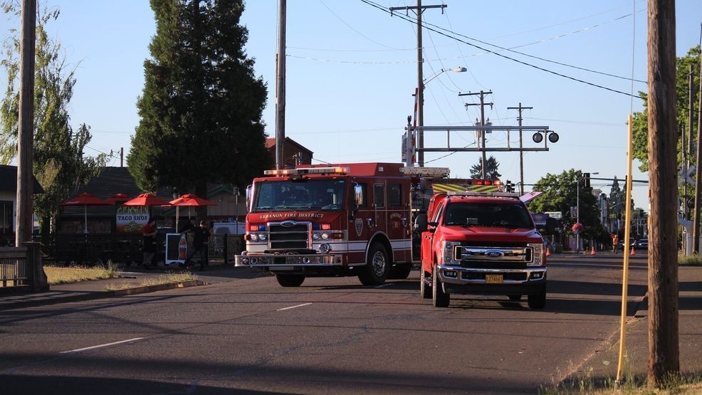Pickup truck crashes into power lines, causing extended repairs in Lebanon