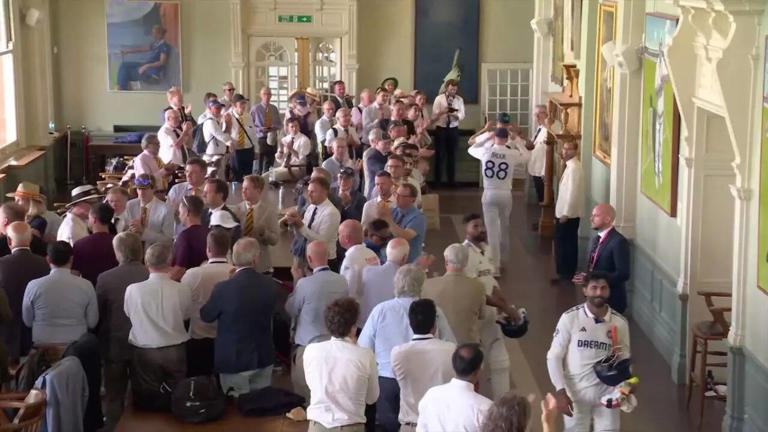IND vs ENG: India and England players receive standing ovation in Lord’s Long Room – Watch