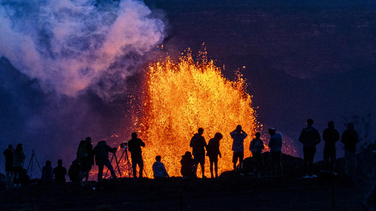Hawaii's Volcanoes National Park Hides A One-Of-A-Kind Camping ...