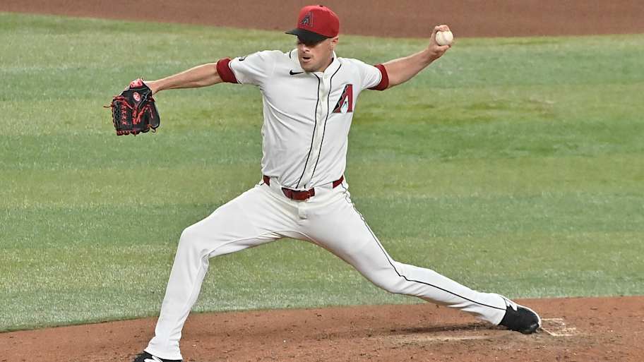 Blue Jays Sign Former All-Star Joe Mantiply, Bolster Reliever Depth
