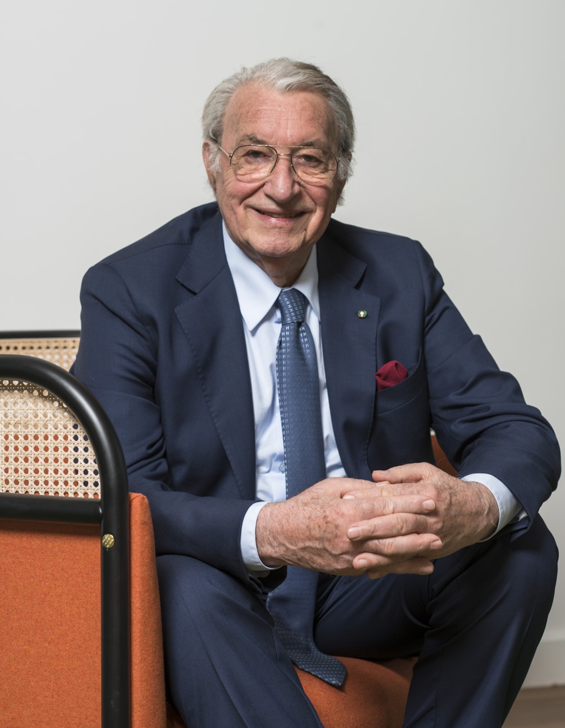 Morto Franco Moschini, camera ardente al Poltrona Frau Museum
