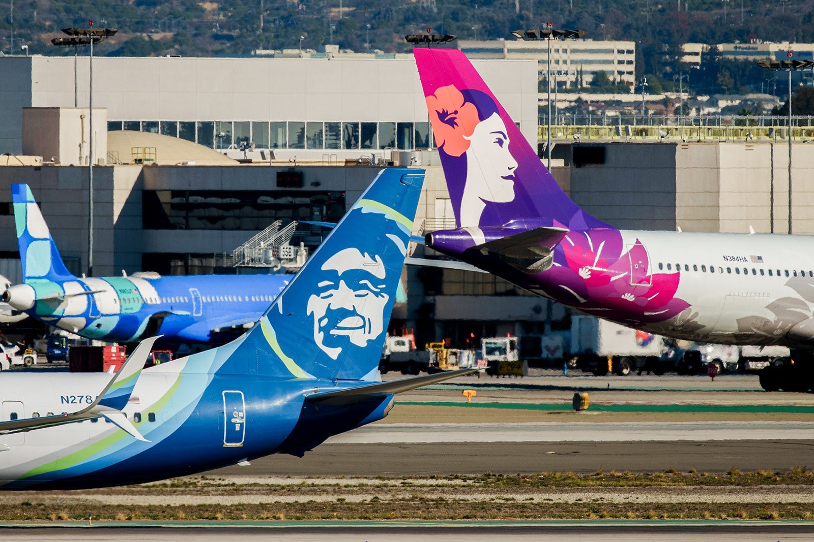 Earn up to 100,000 bonus points toward Alaska or Hawaiian flights with ...