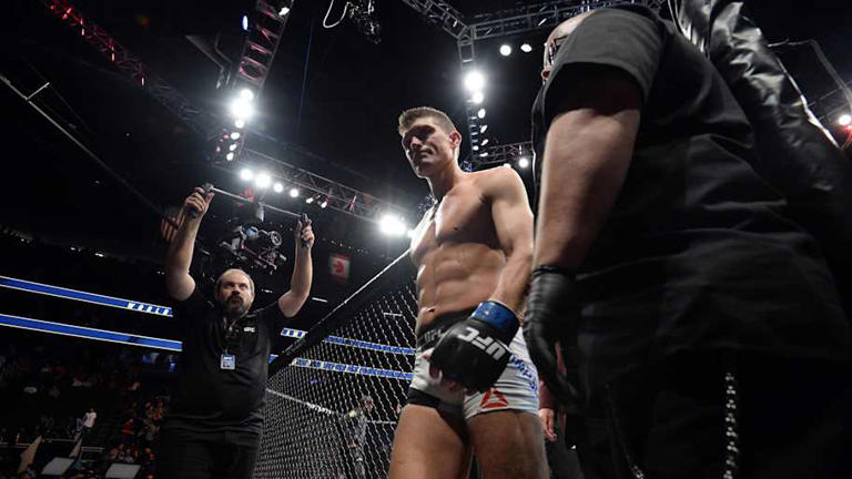 "Wonderboy" drops injury update after controversial UFC Nashville result