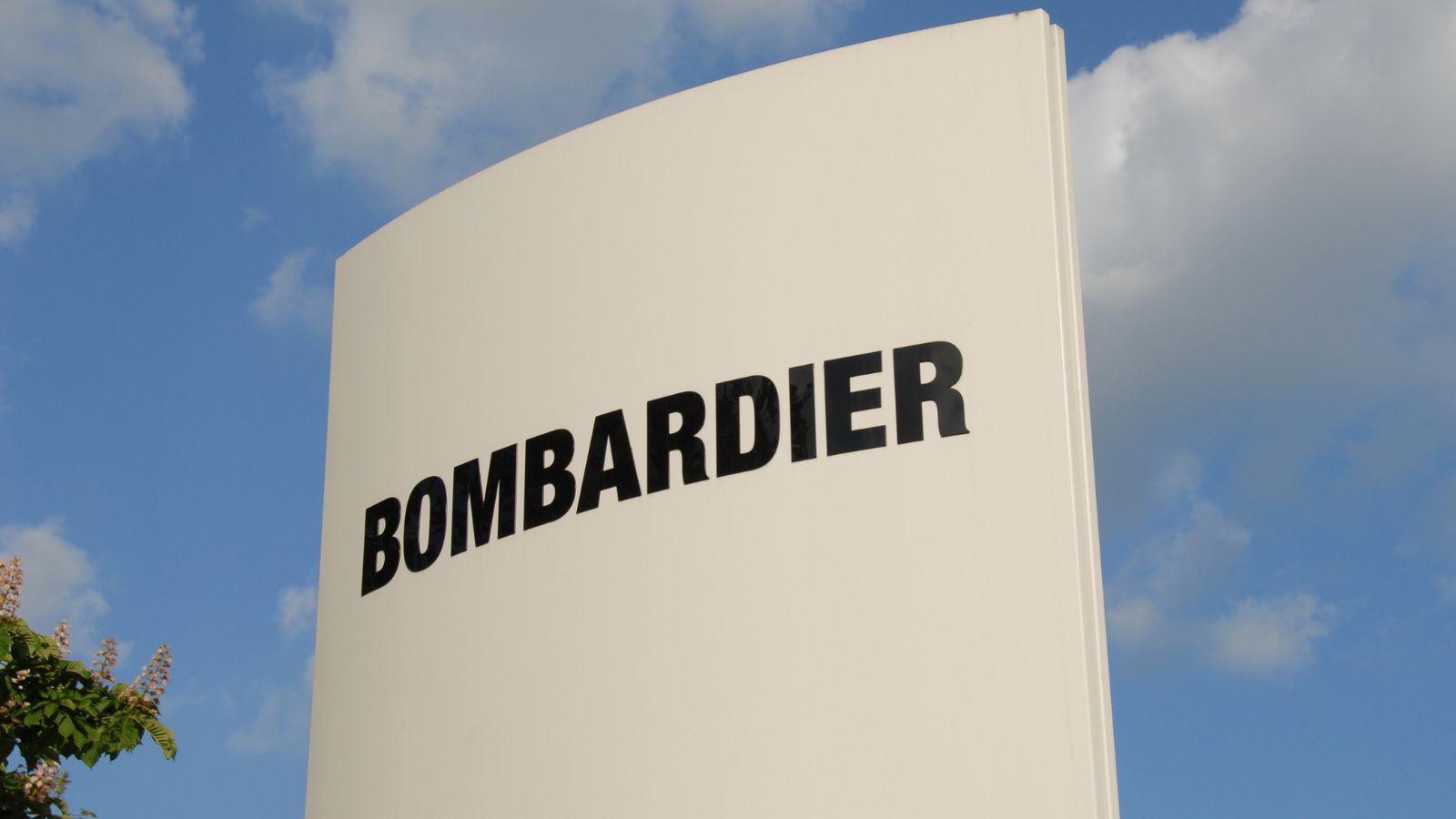 Canada snubs US options and picks Saab-Bombardier surveillance planes ...