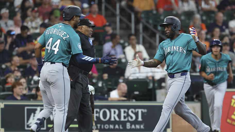 Seattle Mariners Star Delivers Heartfelt Message About Pulling Out of ...