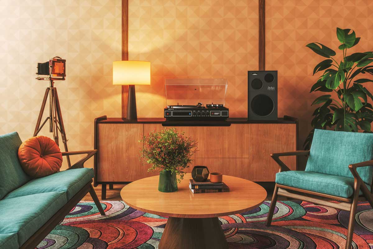 11 Home Decor Trends That Defined the ’70s